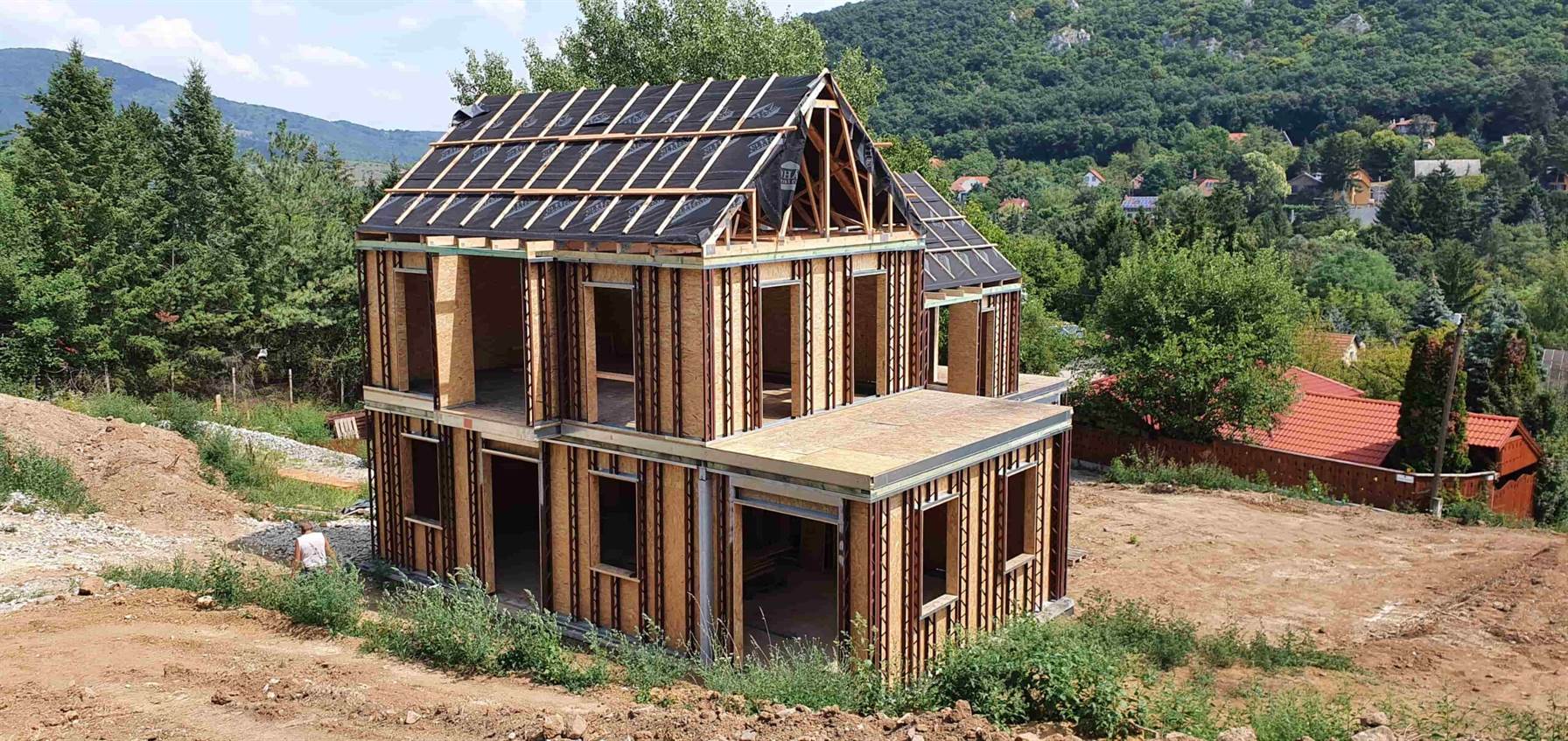 Könnyűszerkezetes emeletráépítés, emelet ráépítés, árak, infók.